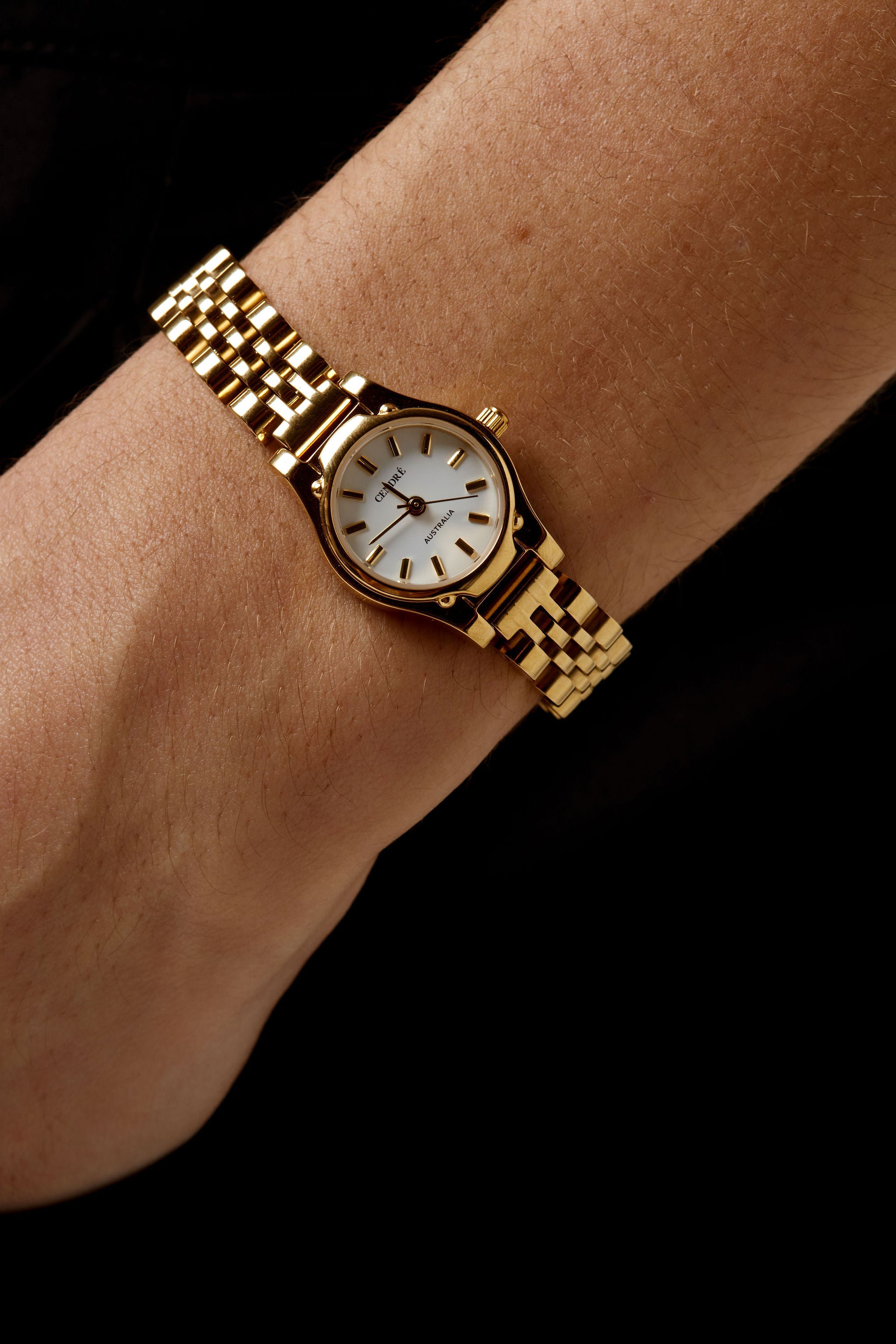 Shop Women's Watches Online | Stylish Gold & Silver Watches | CENDRÉ